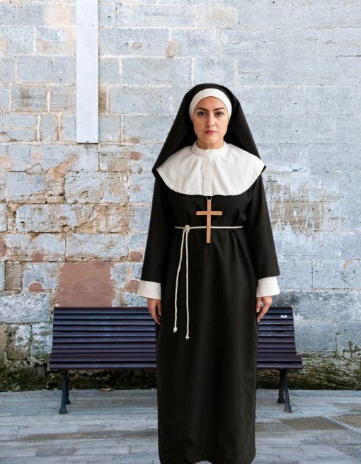 What Is a Nun? Nuns and Their Role in Religious Communities